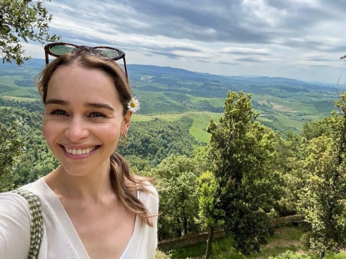 Emilia Clarke Corpo Jogo Dos Tronos Emilia Clarke's Iconic Moments In